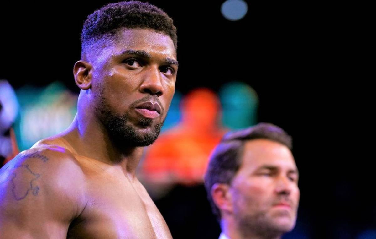 Eddie Hearn assures Anthony Joshua will easily stop Daniel Dubois in style