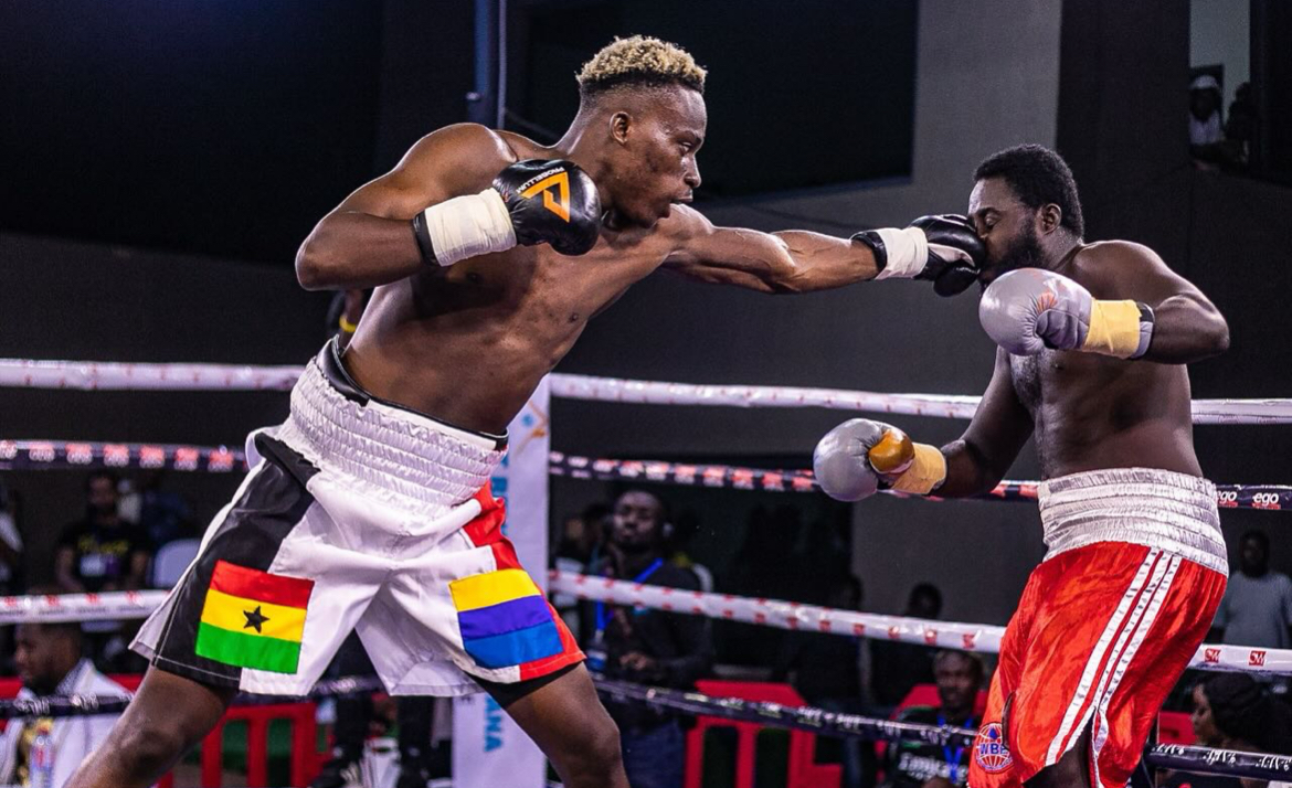Samuel Takyi KOed Emmanuel Quartey in three rounds