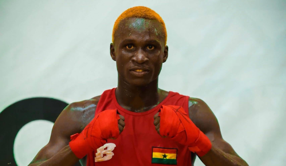 Desmond Pappoe Receives Boxing Ghana Best Amateur Boxer Of The Year ...